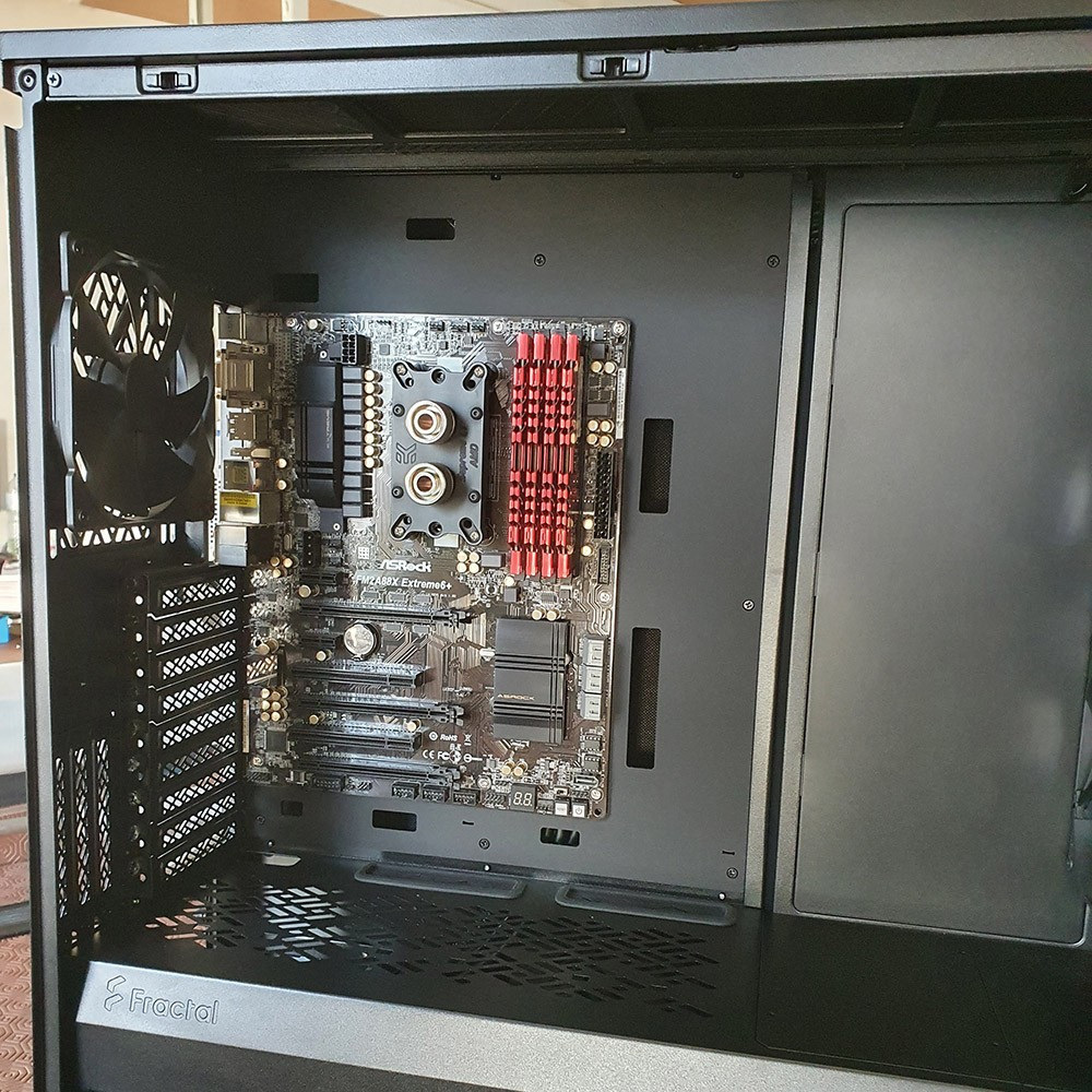 900D Motherboard Tray Cover